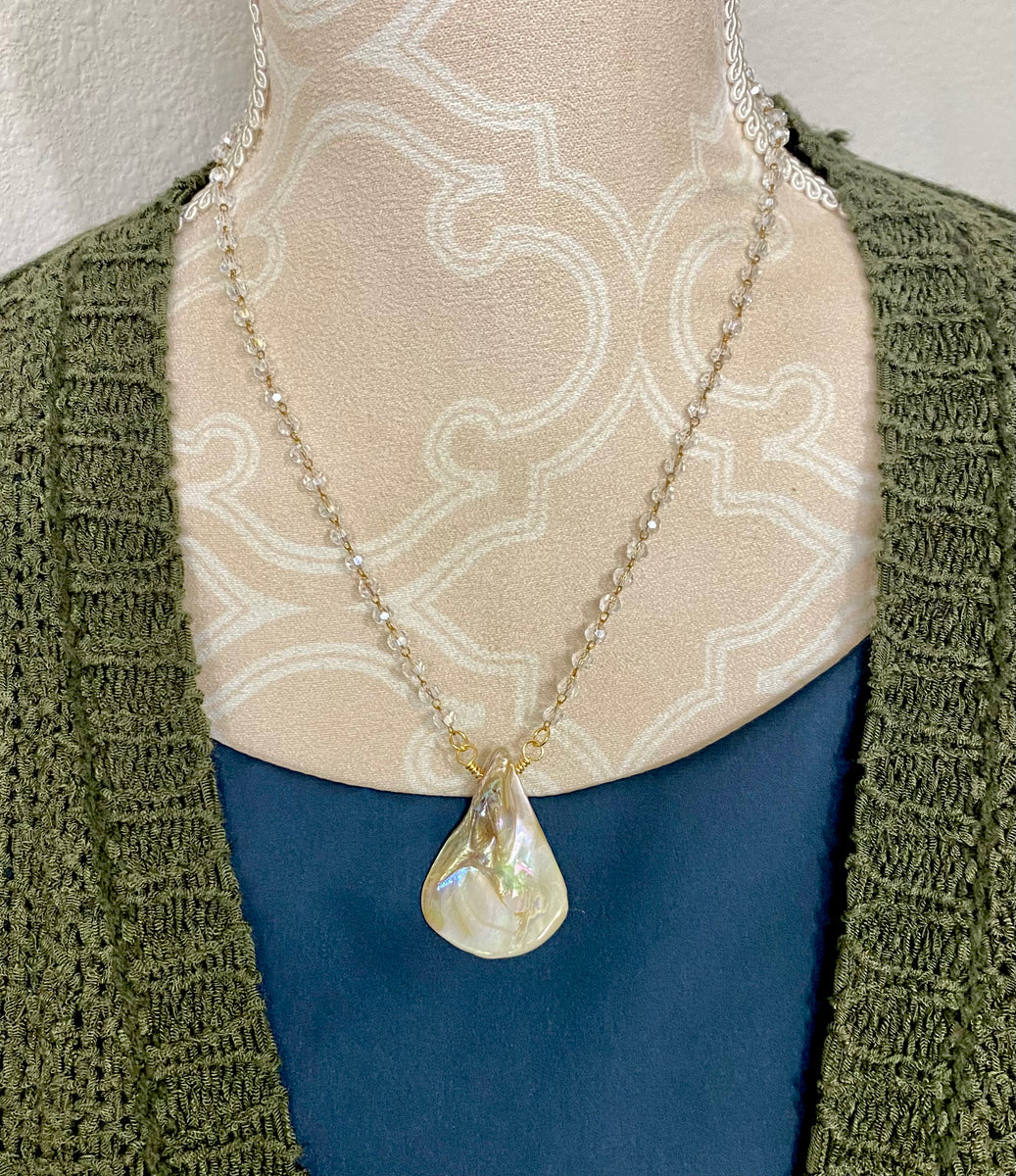 Beach Glam Cream Shell Jewels – Jensa Jo's